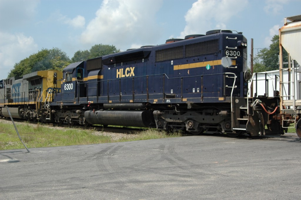 HLCX 6300 on CSX Q667.